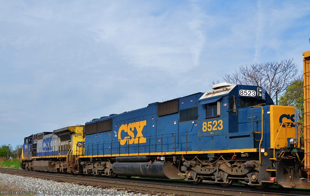 CSX 8523